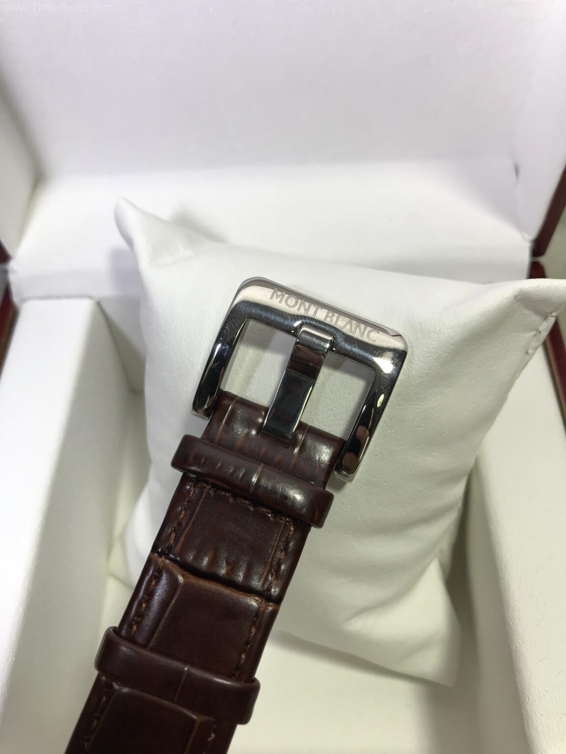 MontBlanc Moon White Dial | https://time-swiss.com