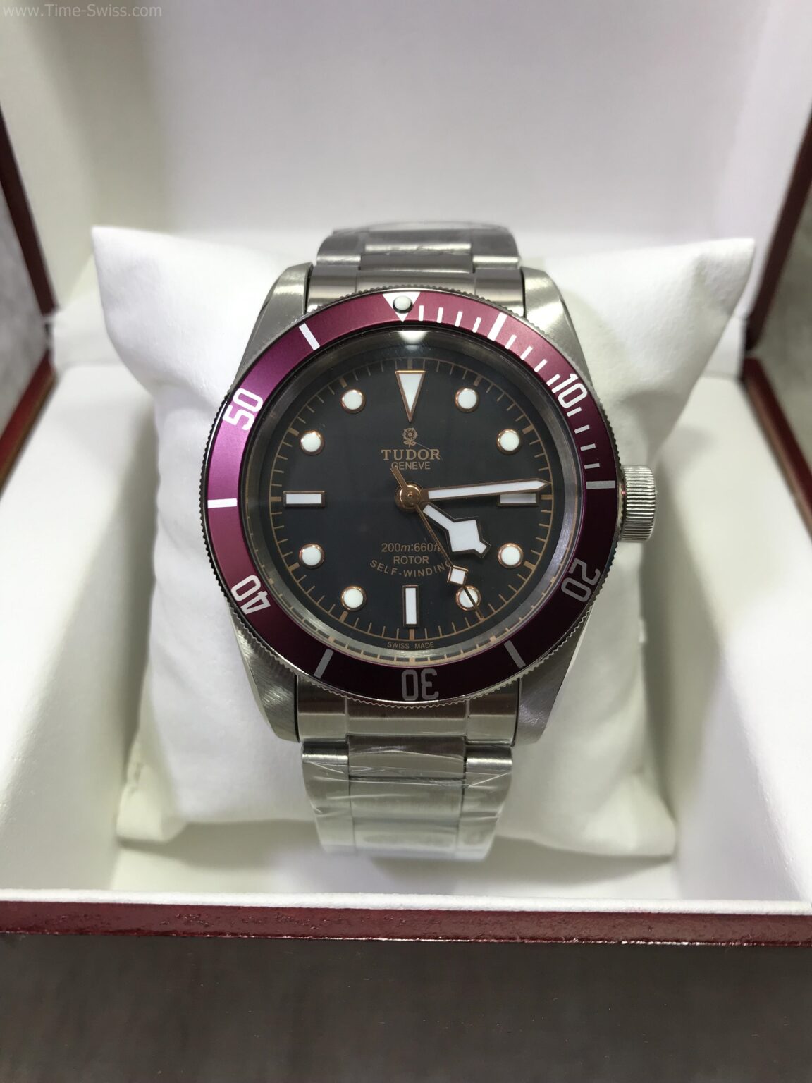 Tudor Heritage Black Bay Red Bezel | https://time-swiss.com