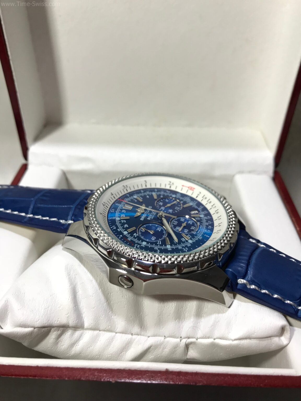 Breitling Navitimer Blue Dial 40mm Leather Strap | https://time-swiss.com