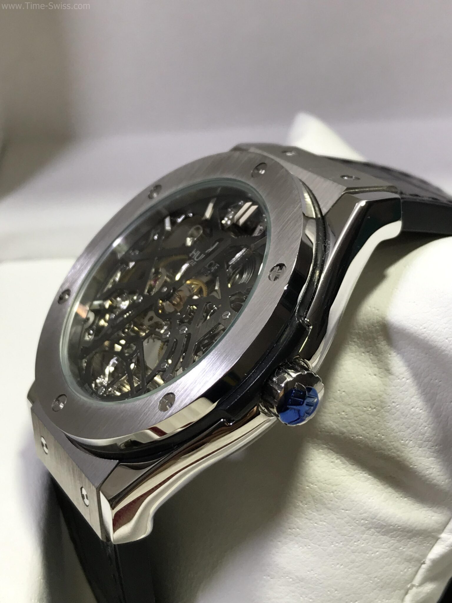 Hublot Big Bang Geneve Skeleton Dial | https://time-swiss.com