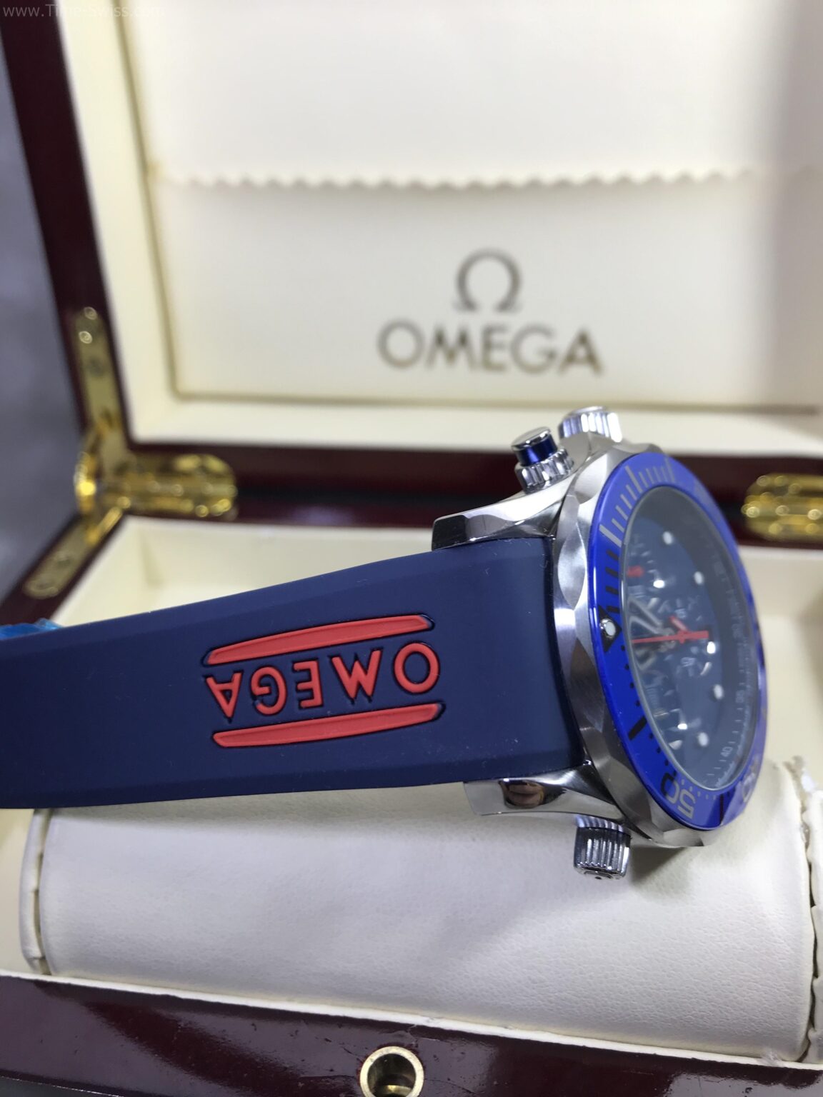 Omega Seamaster Chronograph Blue Dial Rubber 42mm | https://time-swiss.com