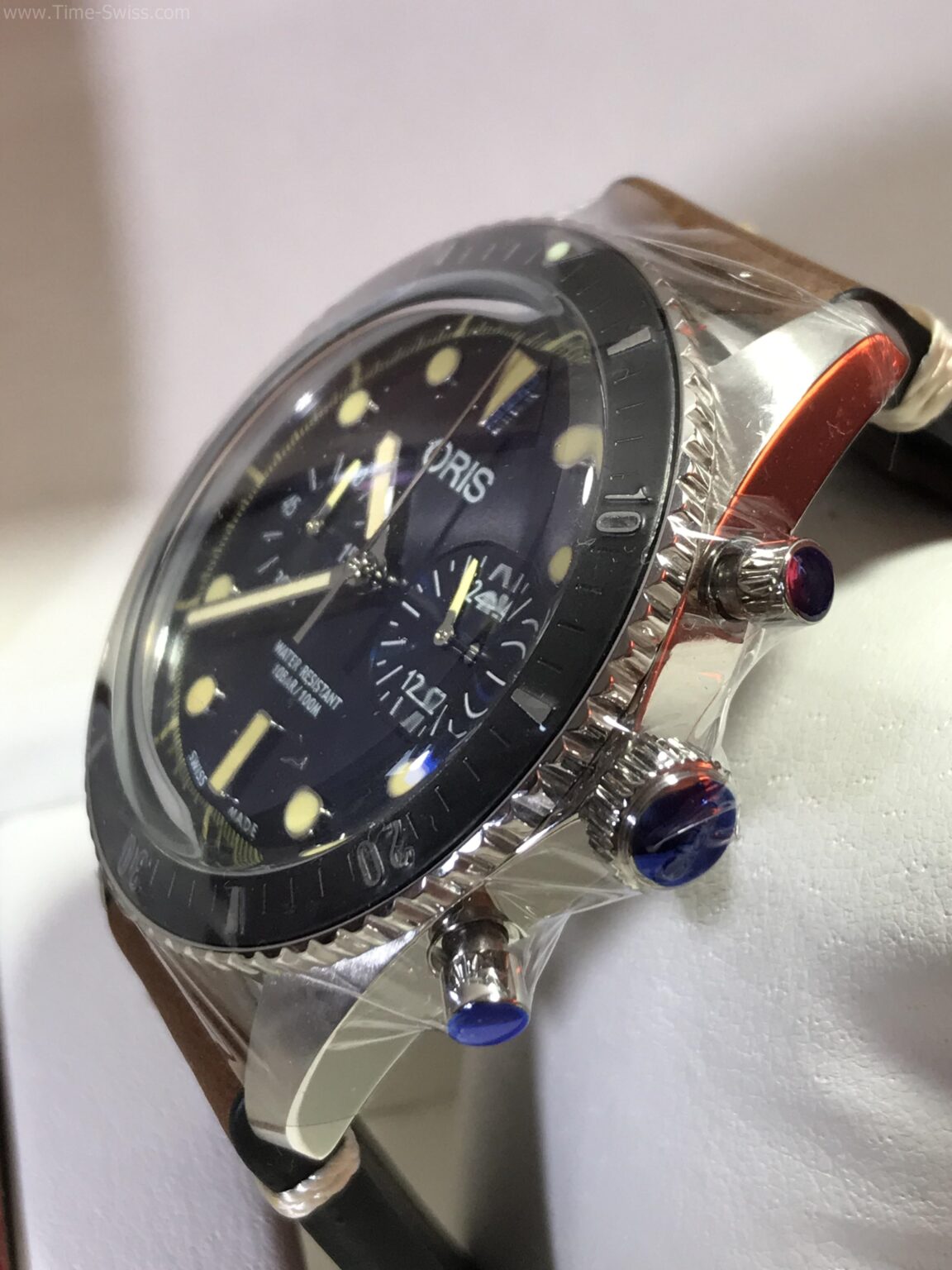 Oris Water Resistant Black Dial | https://time-swiss.com