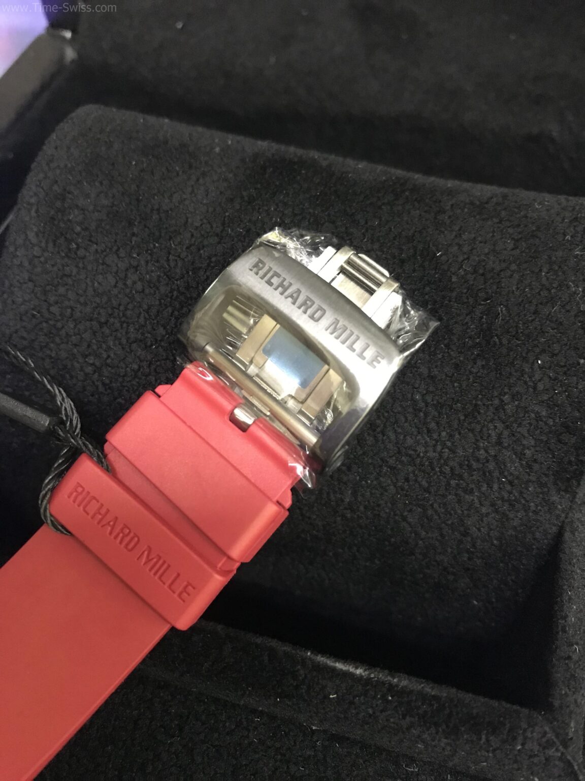 Richard Mille RM011 Lotus F1 Team Carbon Red Rubber 42mm KV Swiss ...